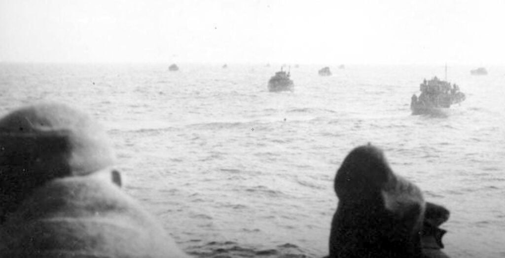 Baltic divers find Frankfurt bell at 82m