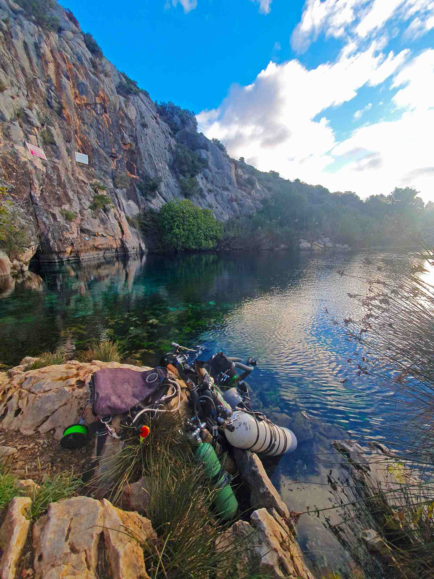 How cave-diver stretched world depth record to 308m