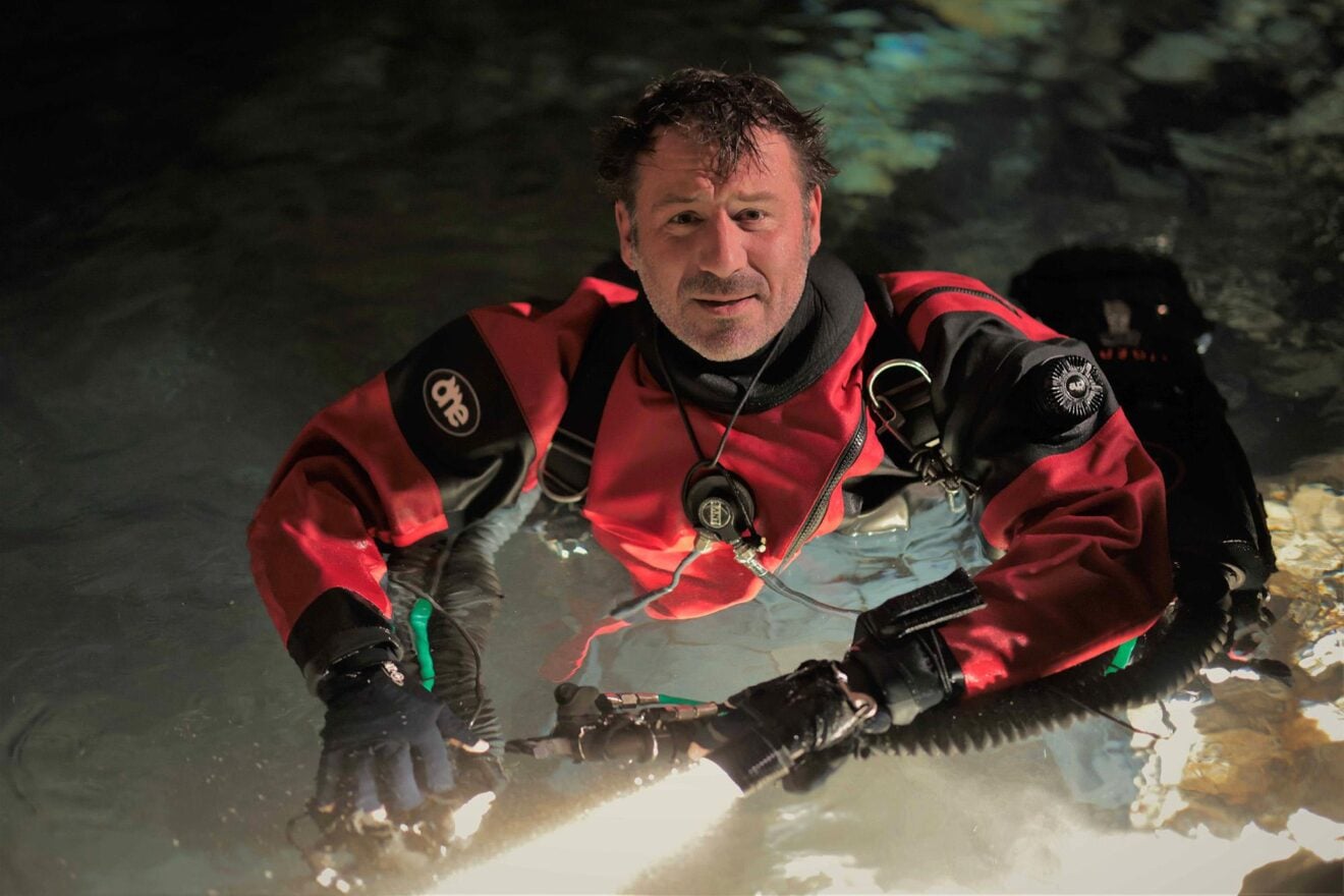 How cave-diver stretched world depth record to 308m