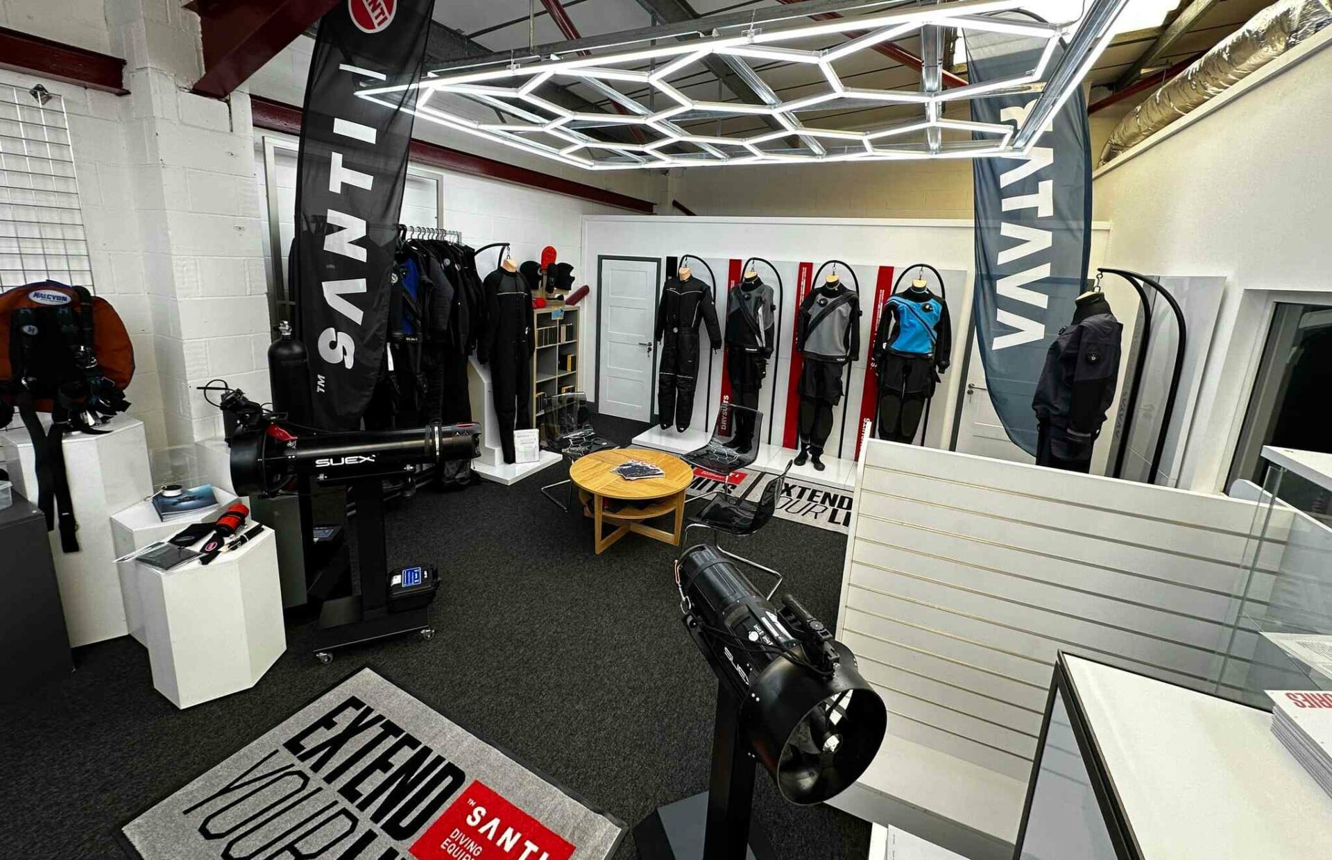 Two dive businesses open + one closes in UK